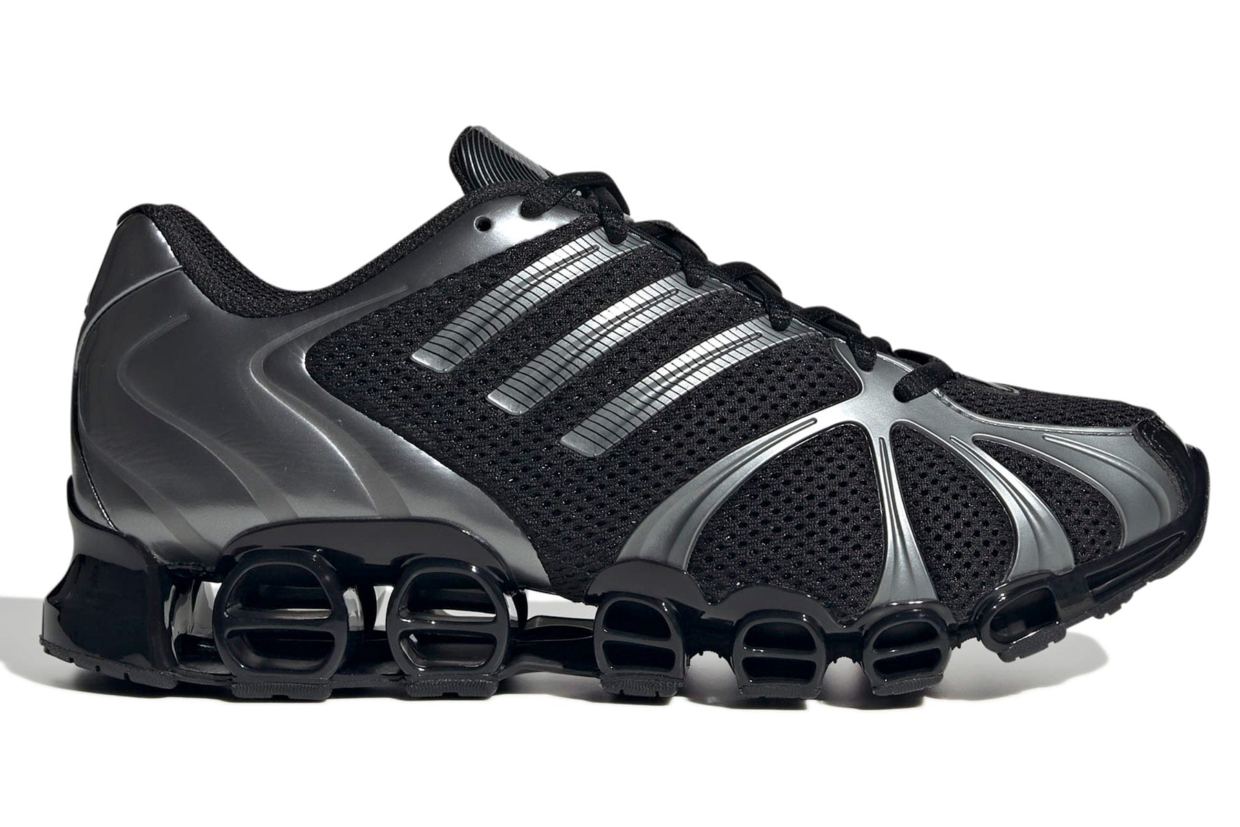 Adidas Mega Ghostride W | Core Black/Iron Metallic → Shoe Chapter